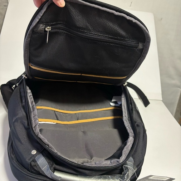 OGIO | Bags | Ogio Veeam Backpack Black Green Nwt | Poshmark